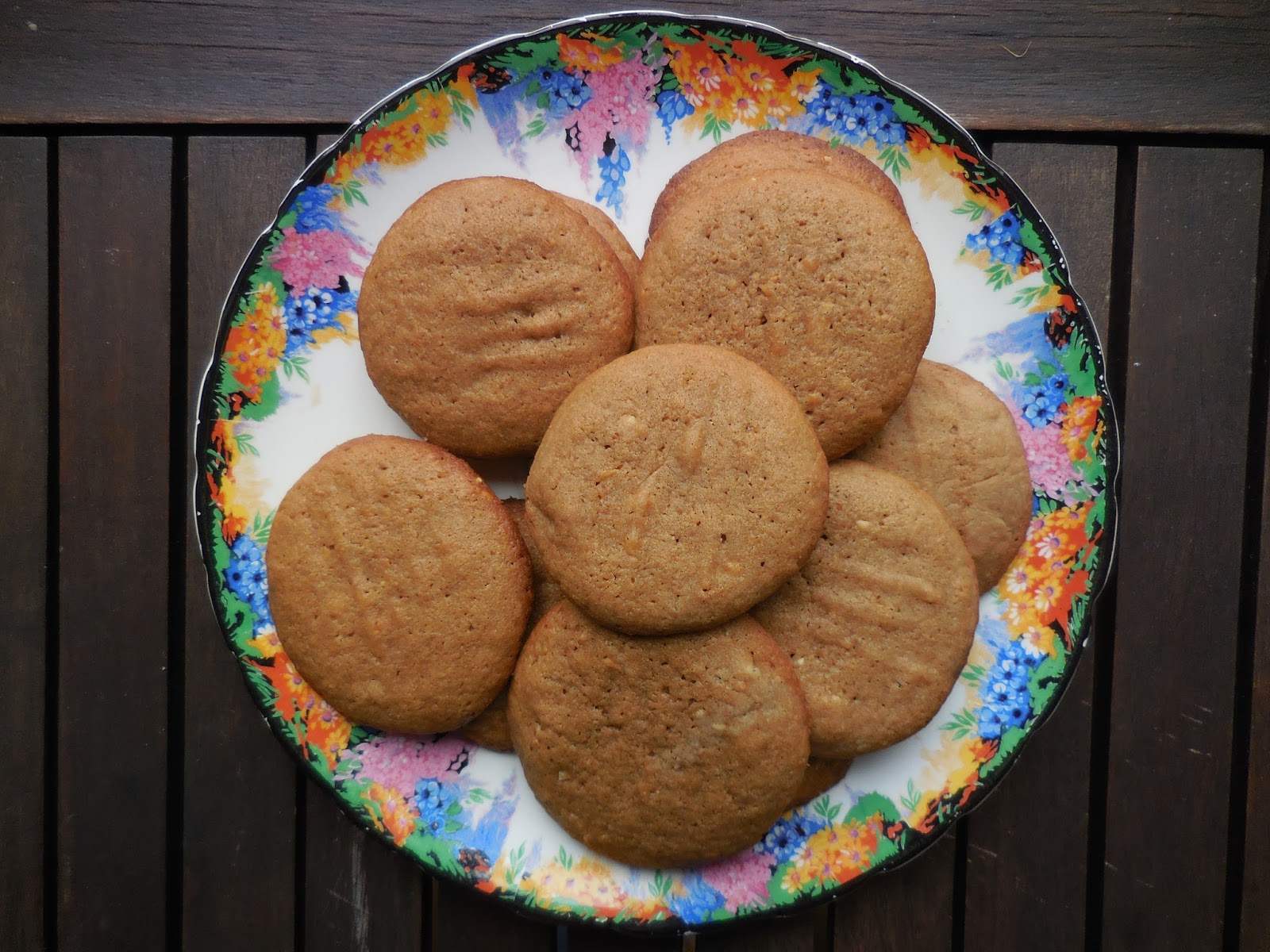 Conny Bakes: Pindakaas Koekjes met zoute pinda's
