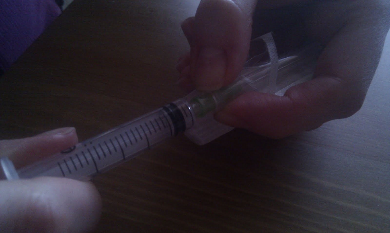 Mama in Waiting: How to...prepare and inject Meno.pur