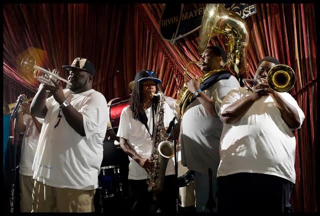 DOUGLAS GREEN ASSOCIATES, INC.: Crawfish Boil Bands