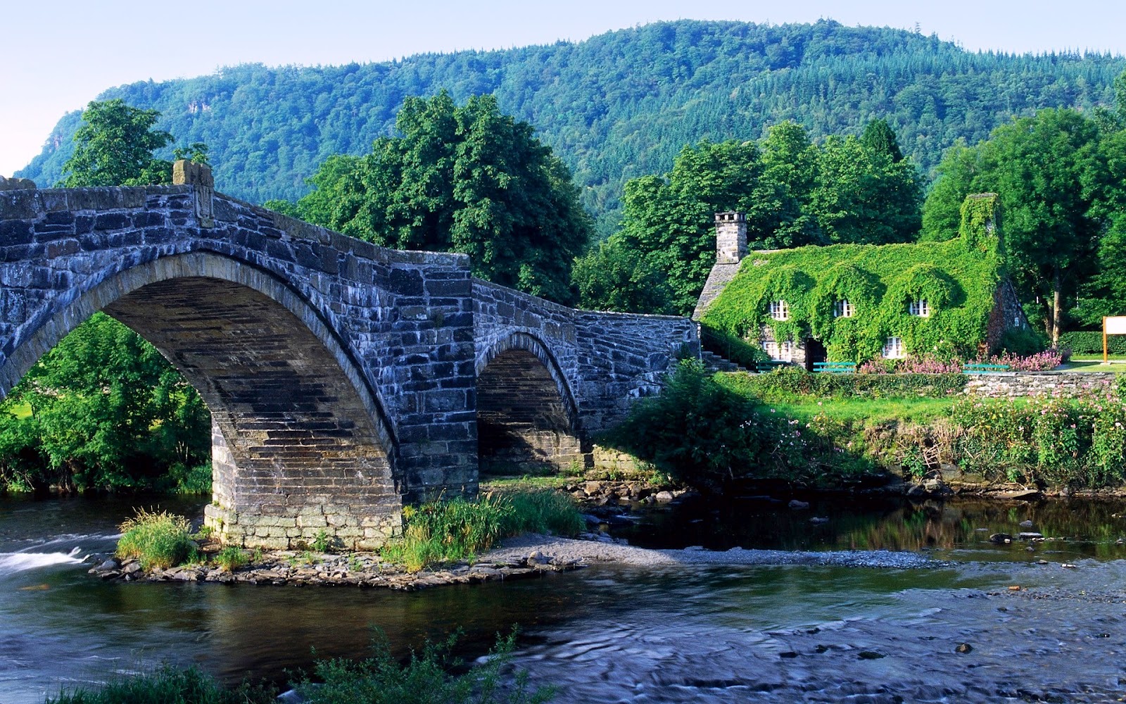Wales ( Cymru ). A voyage to Wales, United Kingdom, Europe - Cardiff ...