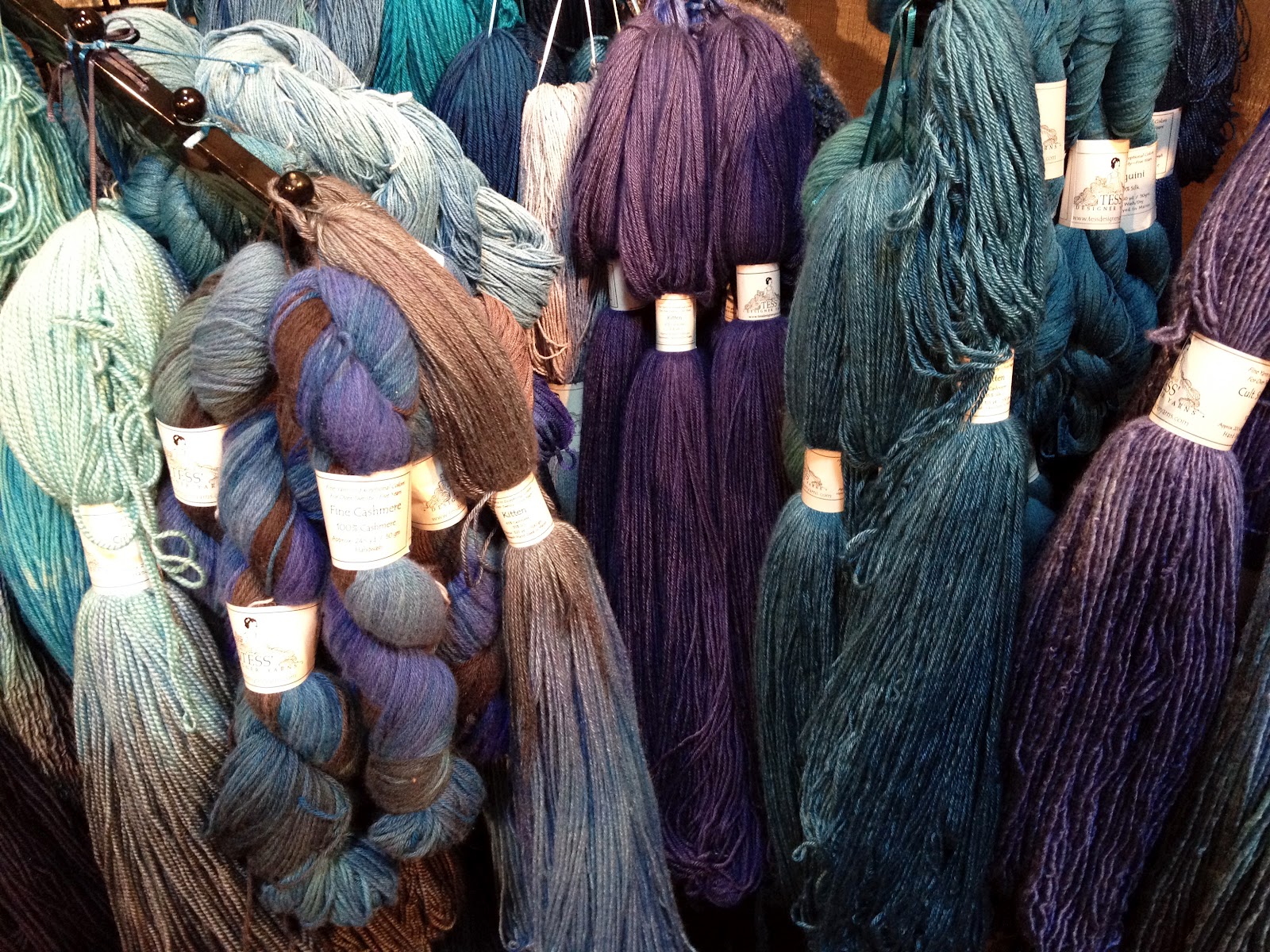 KATE PRESTON HANDKNITS /BLOG: On my needles: Saxon Braided Pillow