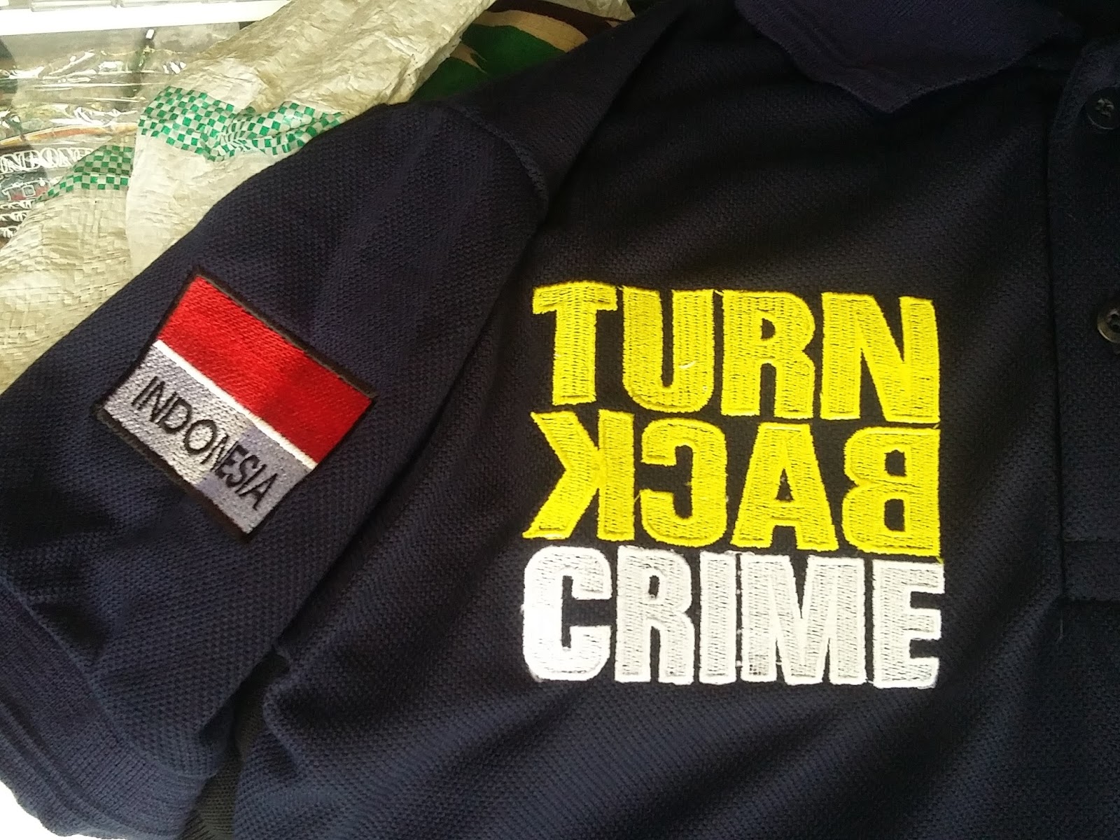 Gaya Terbaru 24+ Kemeja Turn Back Crime, Gambar Kaos