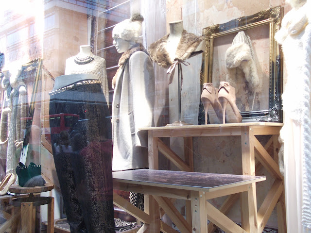 Visual Merchandising: Primark Window Displays are Improving!