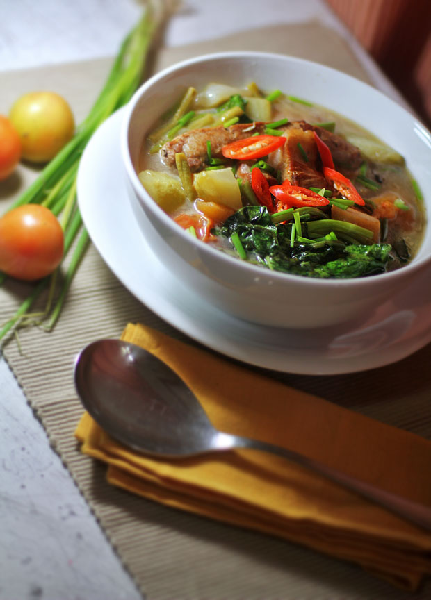 [Filipino Recipes] Hot and Sour Pork Soup (Pork Sinigang) - All Asian ...