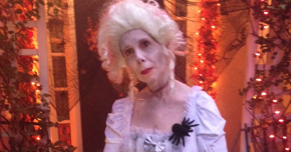 Marie Arden Pink Living: Ghost of Marie Antoinette and her executioner