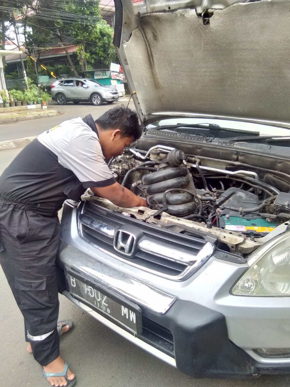 montir pangilan bsd: montir motor Bajaj Pulsar panggilan segala jenis motor