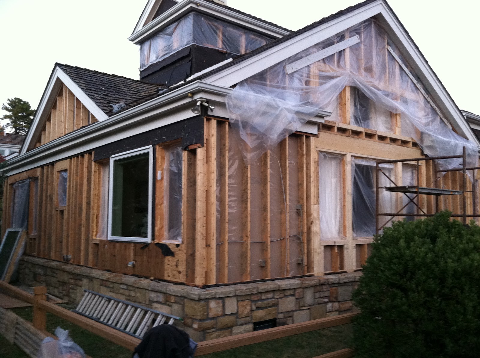 DM Builders: Cedar Siding + Windows - Heavenly Mountain, NC