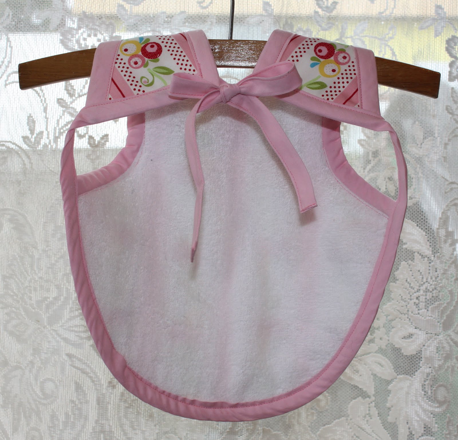 Thimbles, Bobbins, Paper and Ink: Baby bib + apron = Bapron