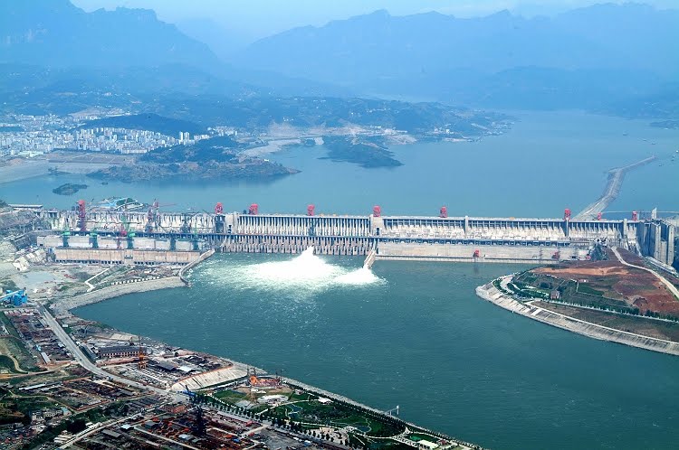 Three Gorges Dam in China | Biggest Dam in the World | Amazing Facts ...