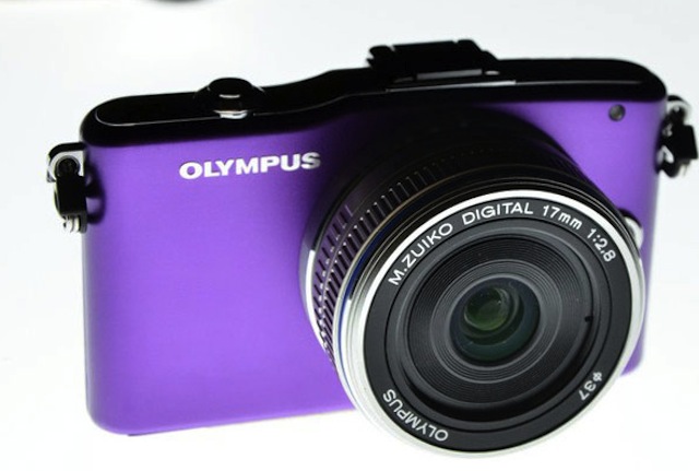 Blog review camera & buy bestseller camera: Olympus PEN MINI E-PM 1 Camera