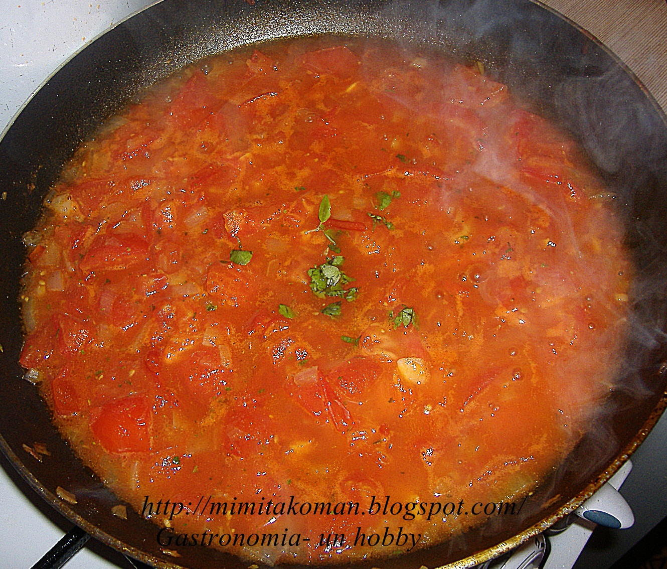 Gastronomia-un hobby: Paste cu rosii proaspete si busuioc