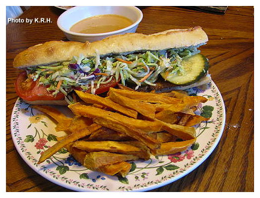 The Good Karma Kitchen: Chili Cornmeal Crusted Tofu Po’Boy Sandwich ...