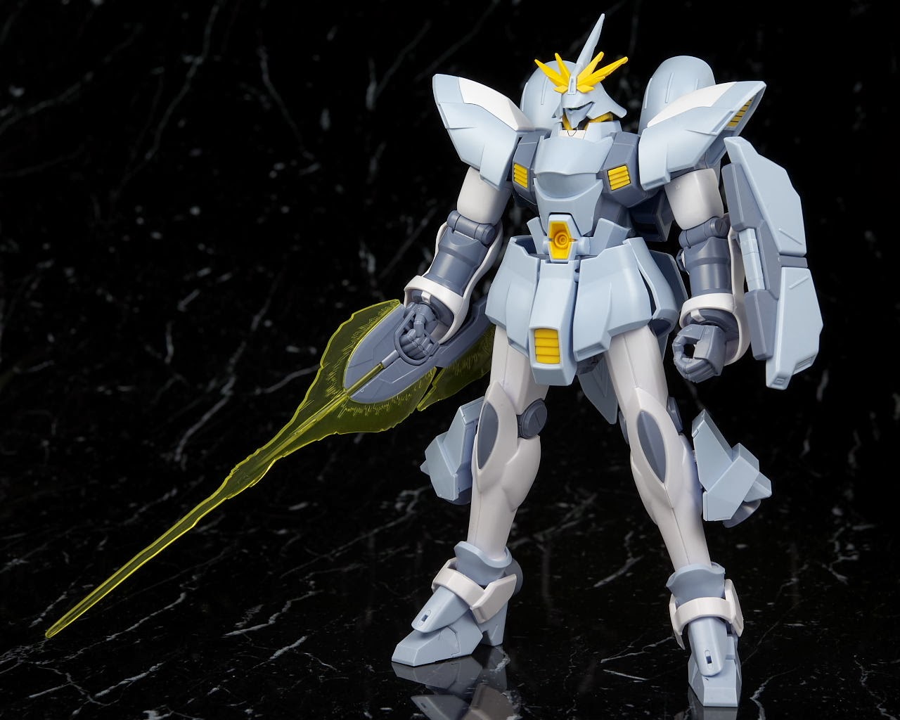 GUNDAM GUY: HGBF 1/144 Miss Sazabi - Review by Hacchaka