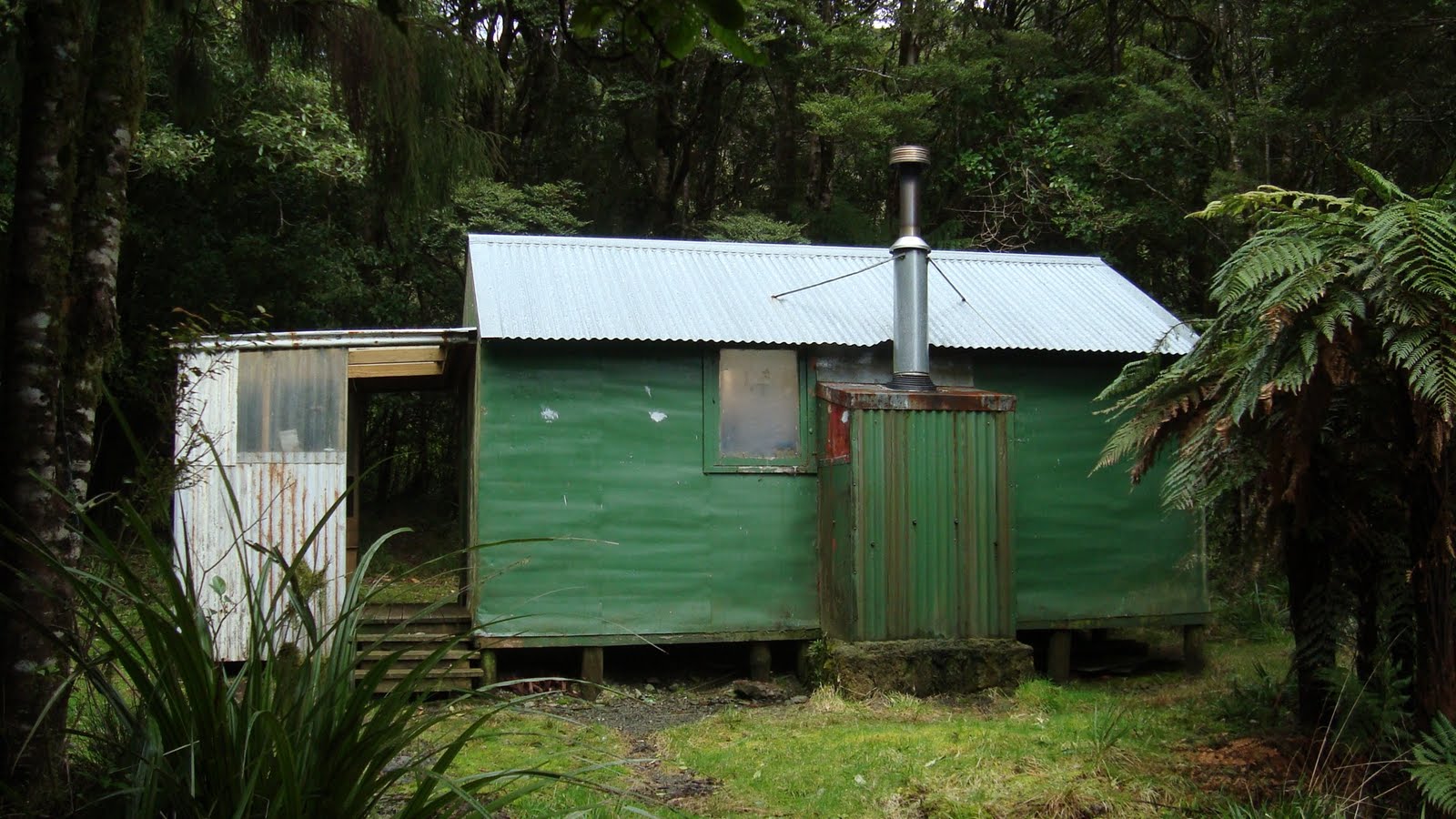 Tramping: Tararua Forest Park Hut List