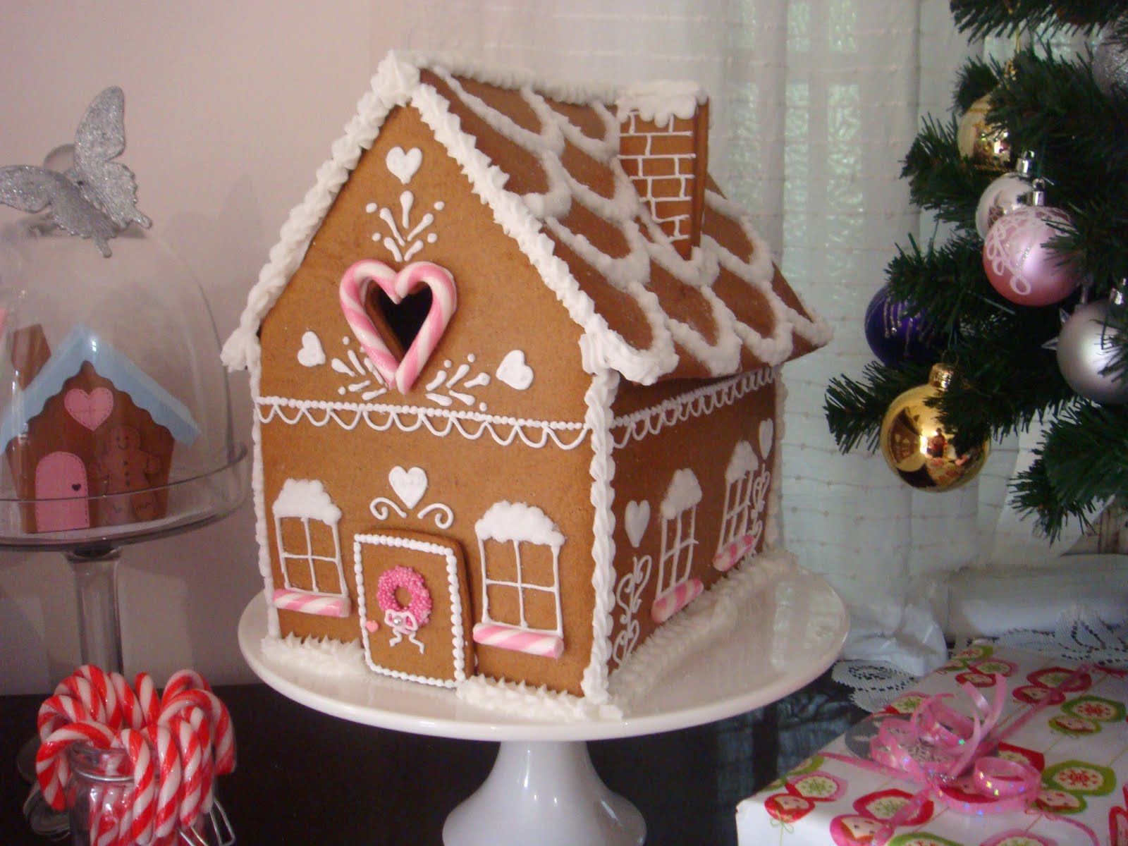 butter hearts sugar: Gingerbread House (Part One- Making and Baking)