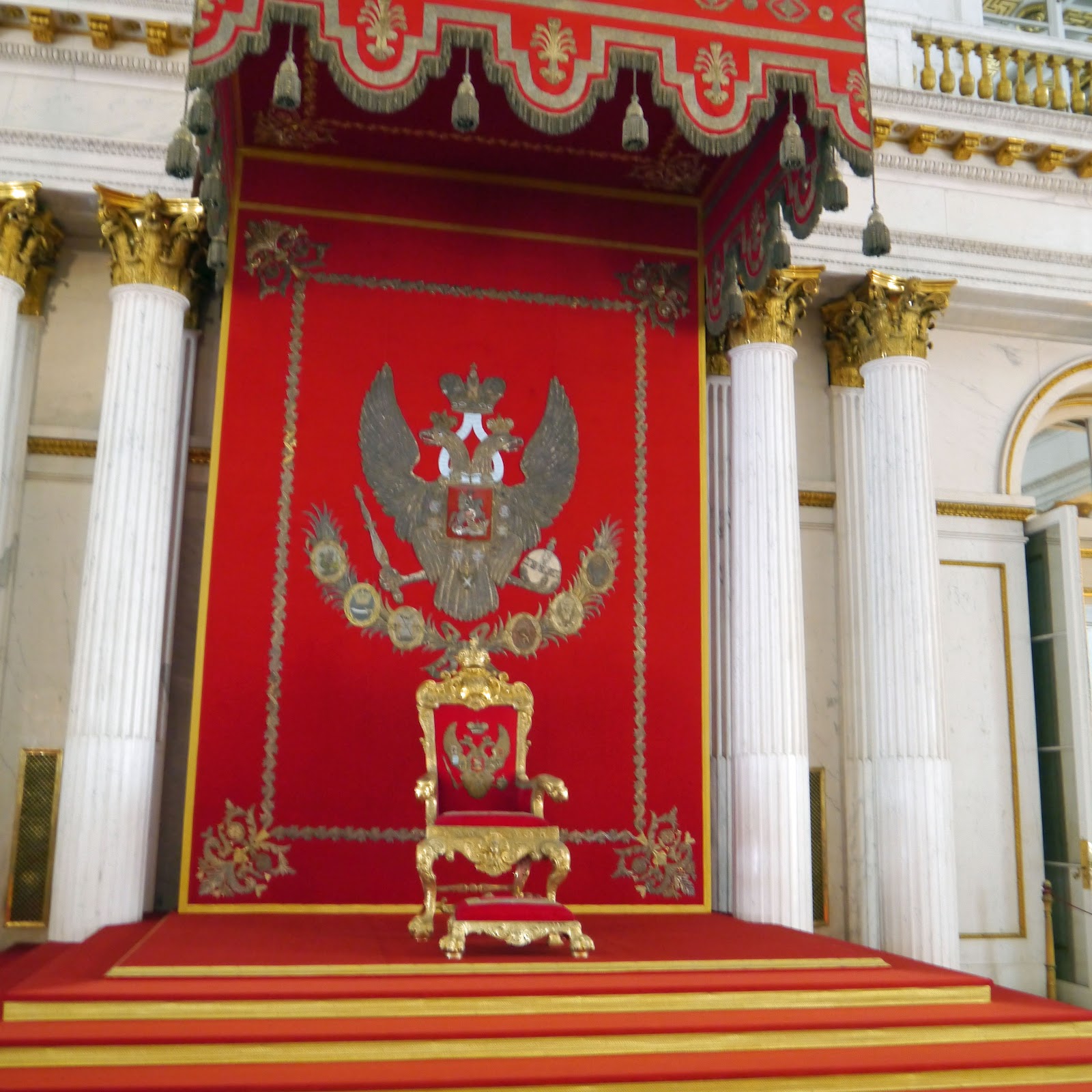 Photo blog: St Petersburg Hermitage-portraits and thrones