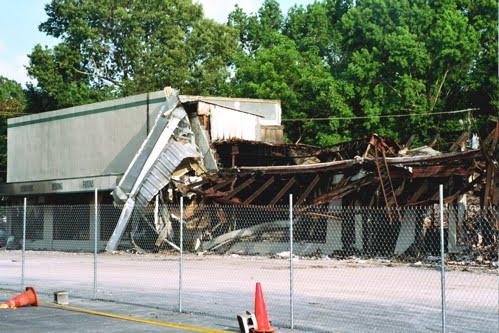 All World Visits: Charleston Sofa Super Store Fire