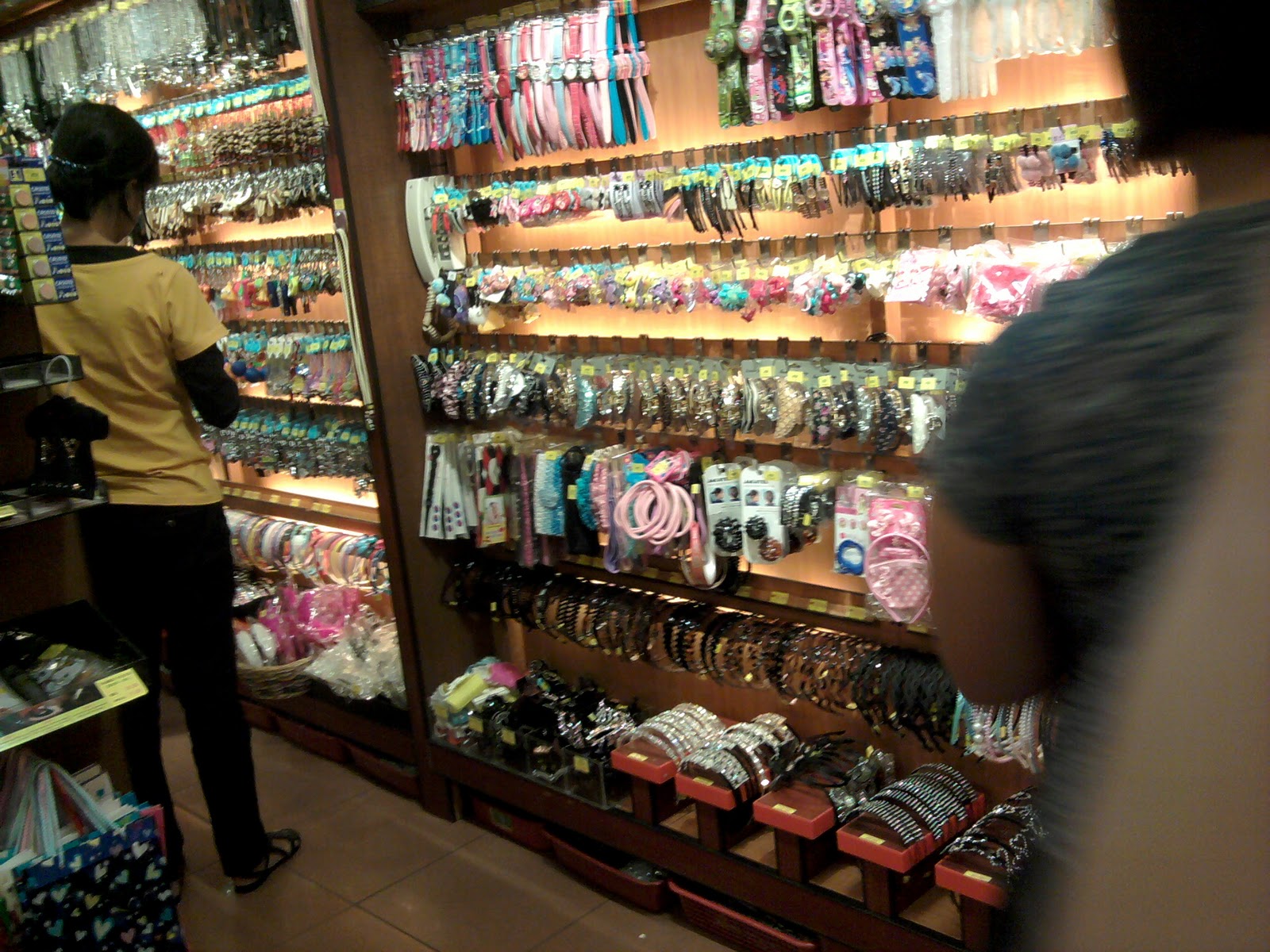 Lifestyle at 50's: Wellmanson Beading and Accessories