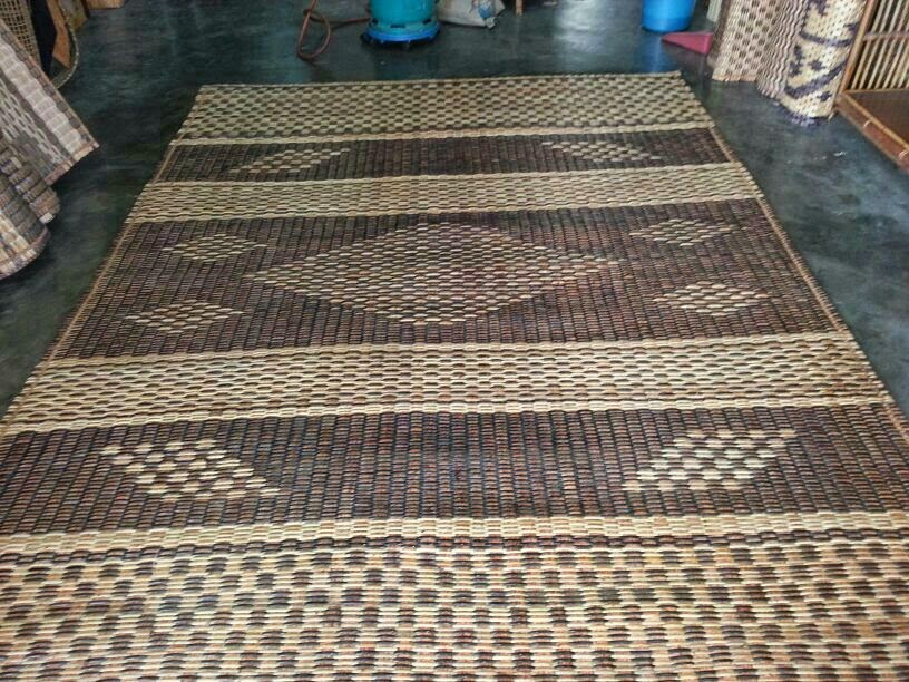Koleksi Barangan Sarawak: Tikar Kayu & Rotan Anyaman Segak Mas Sarawak