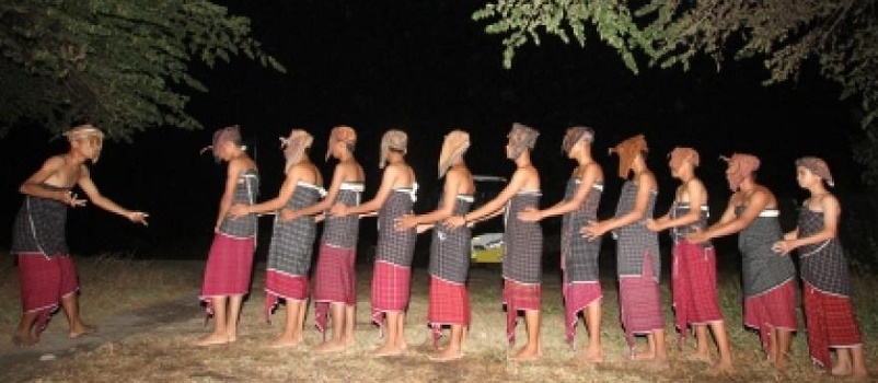 WISATA-BUDAYA-LOMBOK UTARA: TARI GEGEROK TANDAK -LOLOAN BAYAN