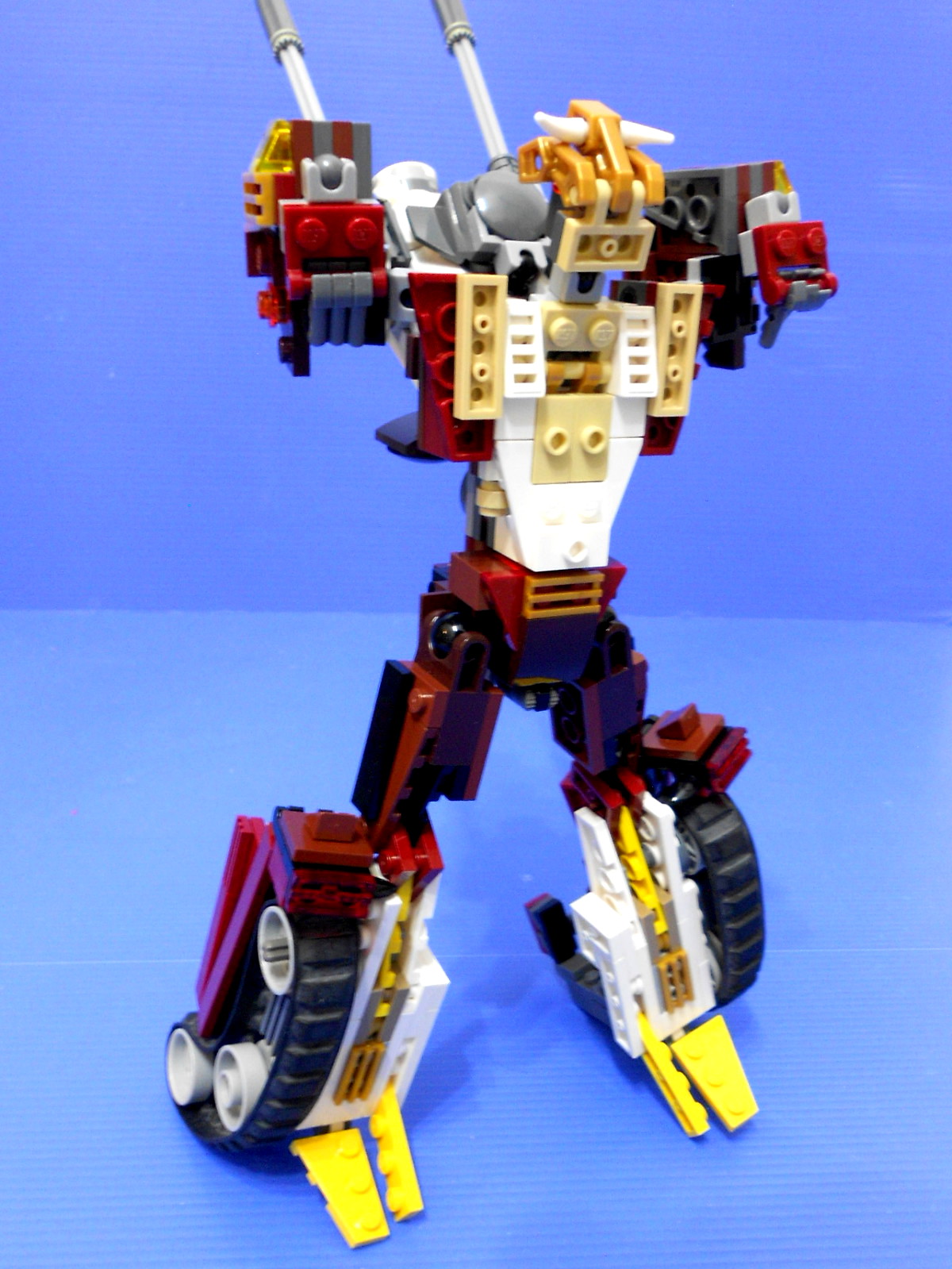 Alanyuppie's LEGO Transformers: LEGO Killbison from Breastforce team ...