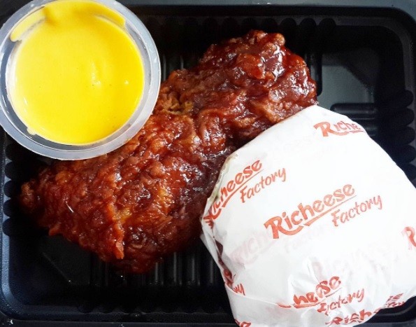 Food Review - Fire Chicken from Richeese Factory