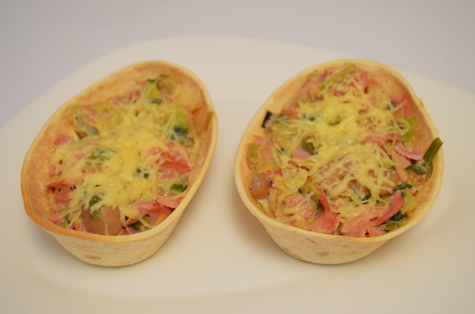 Leti blog: Panadillas façon fondue de poireau champignon bacon jambon ...