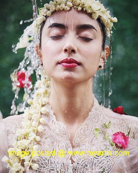 32 Foto Majlis Berlutut, Mandi Bunga Dan Malam Berinai Hafiz Suip ...