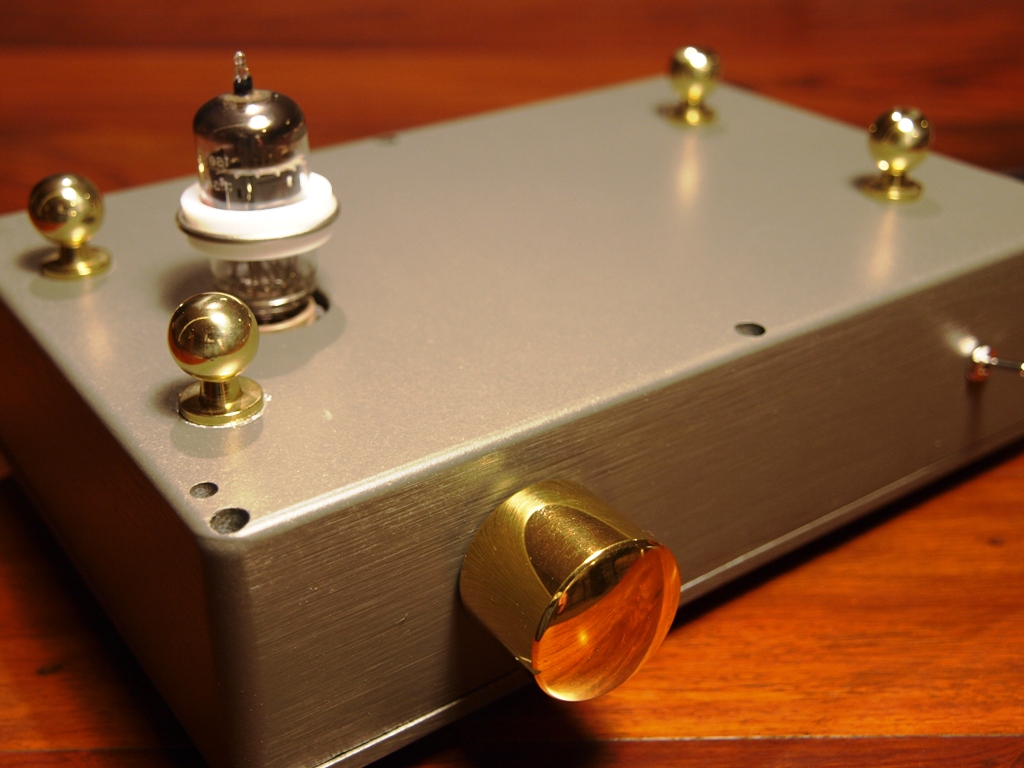 retro-thermionic: Single Stage Tube preamp