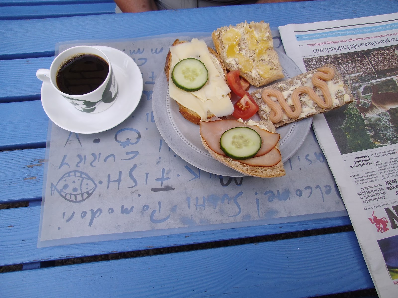 Swedish food - as we create it in Sweden: Breakfast on the garden terrace