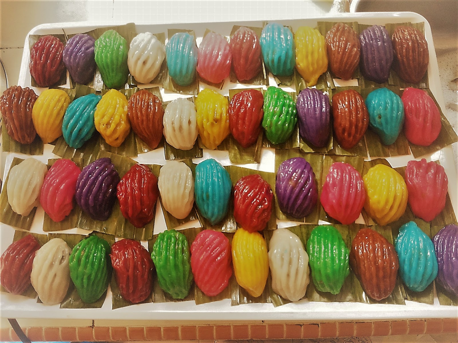 MTQ Creations....: Kuih KU