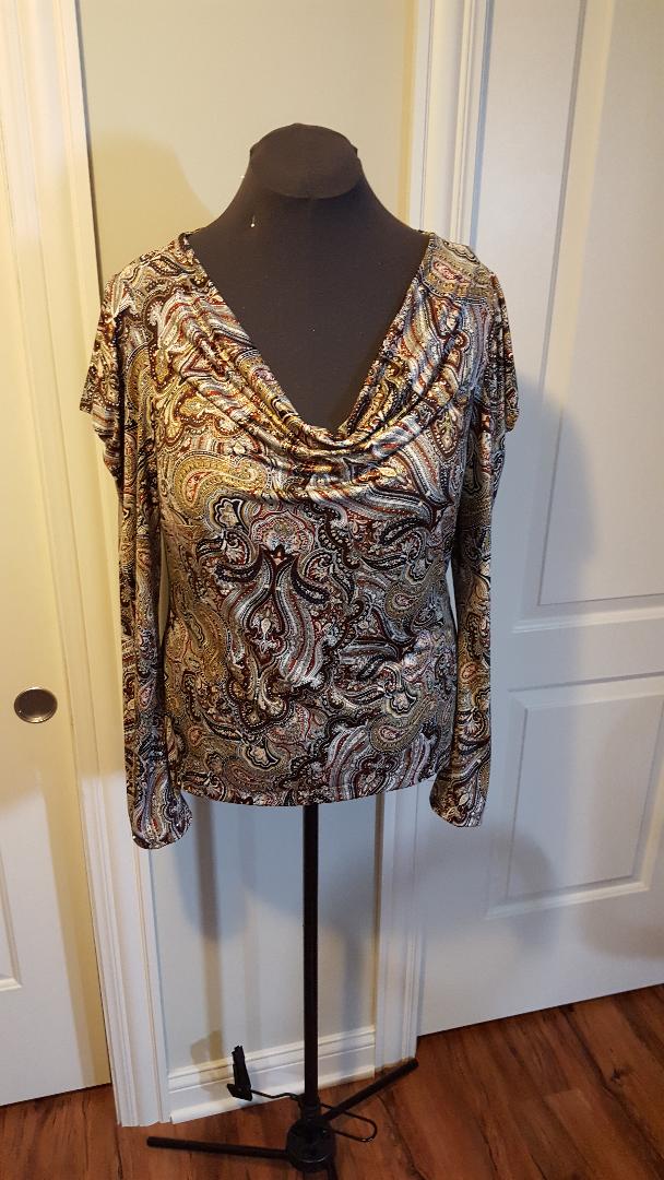 The Mahogany Stylist: Rhonda's Draped Cowl Sleeve with Vogue 1314 and ...