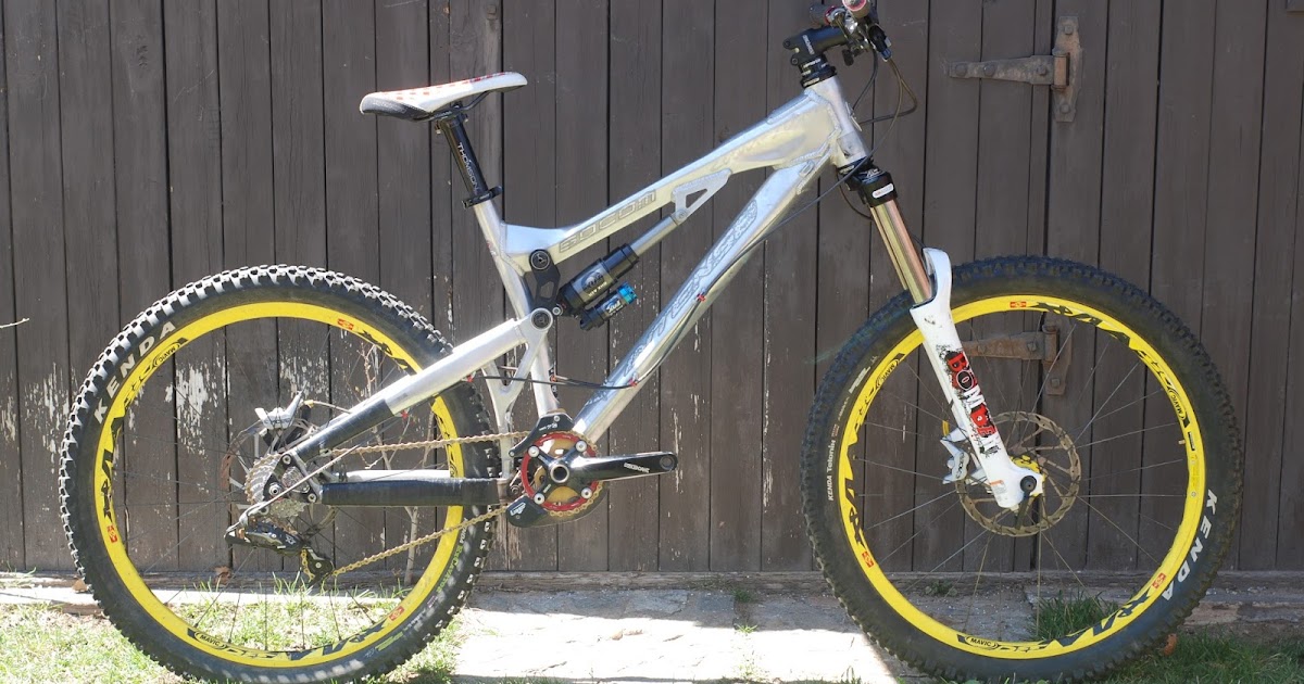 ANEX BICYCLES: Intense Socom FRO