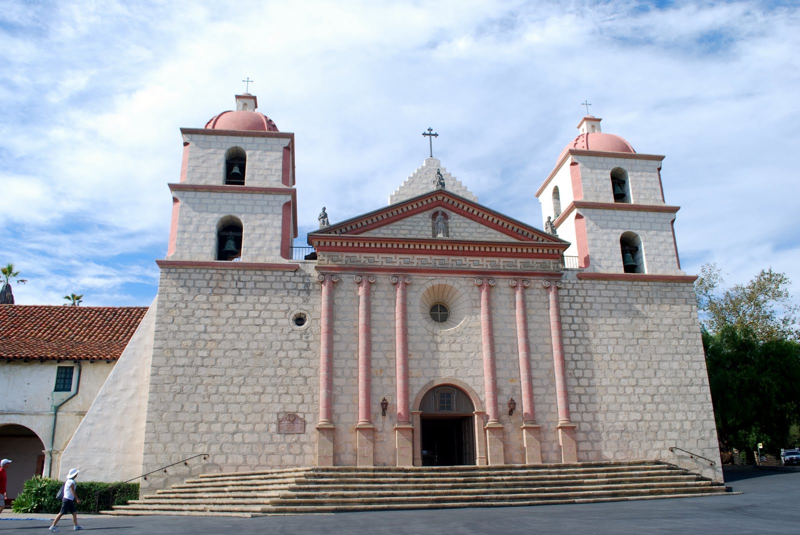 Mille Fiori Favoriti: Old Mission Santa Barbara, California