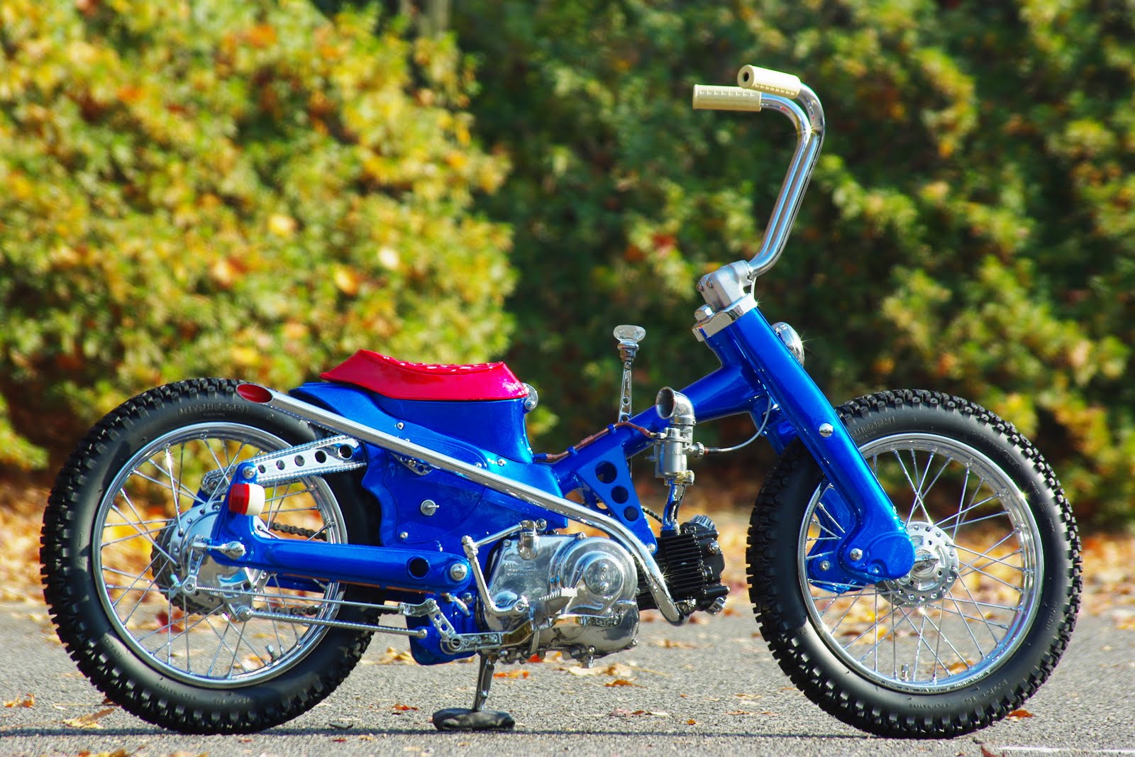 Super Cub Custom | motorbike motorcycle