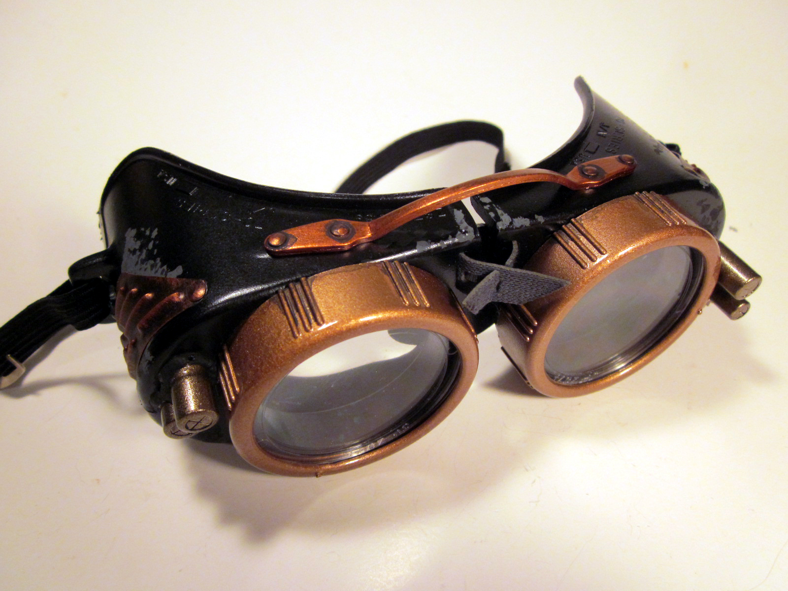 Battleground Hobbies: How to Build Steampunk Goggles