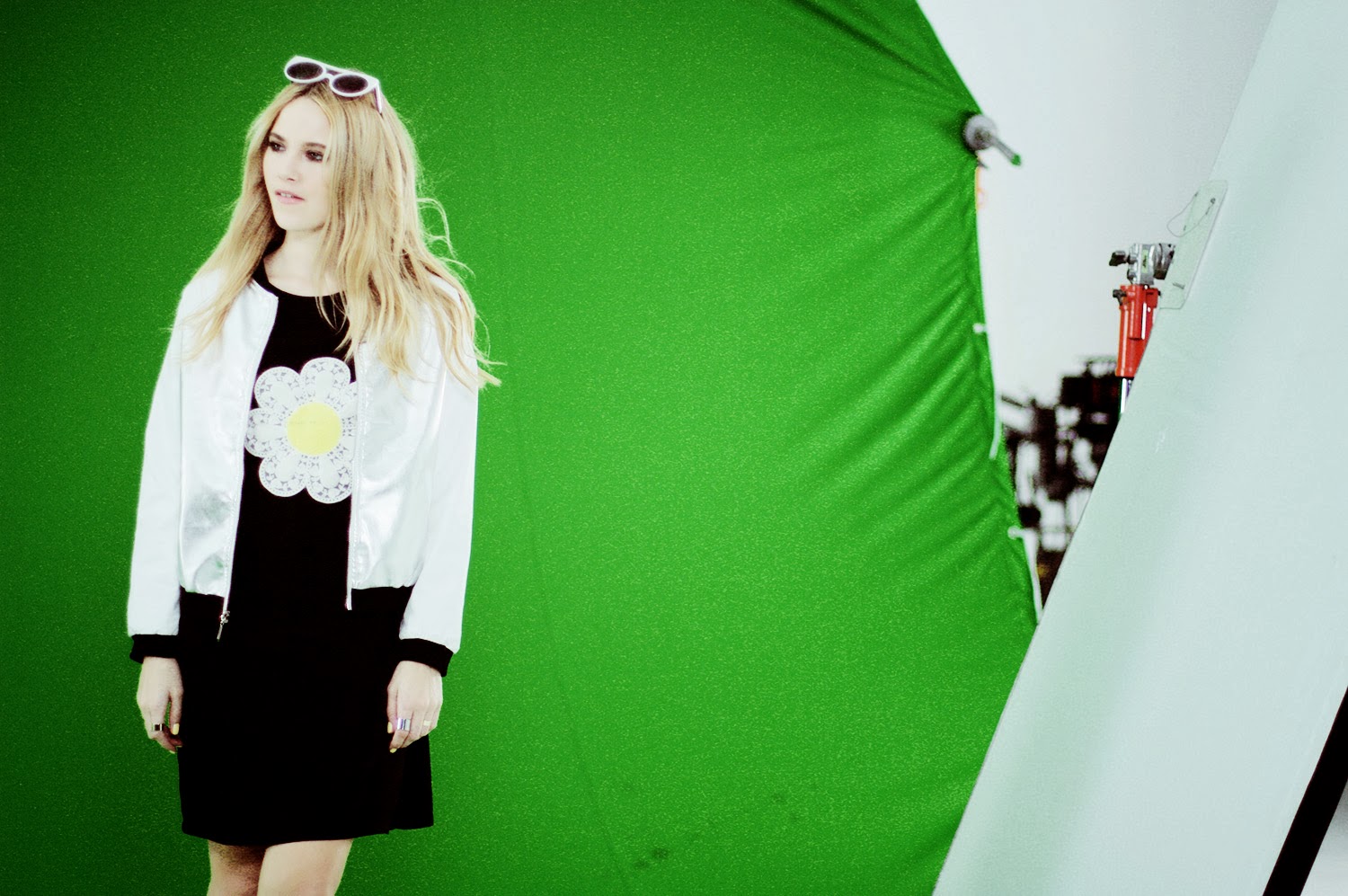 BEHIND THE SCENES AT THE NEW BOOHOO TV AD - KAYLA HADLINGTON