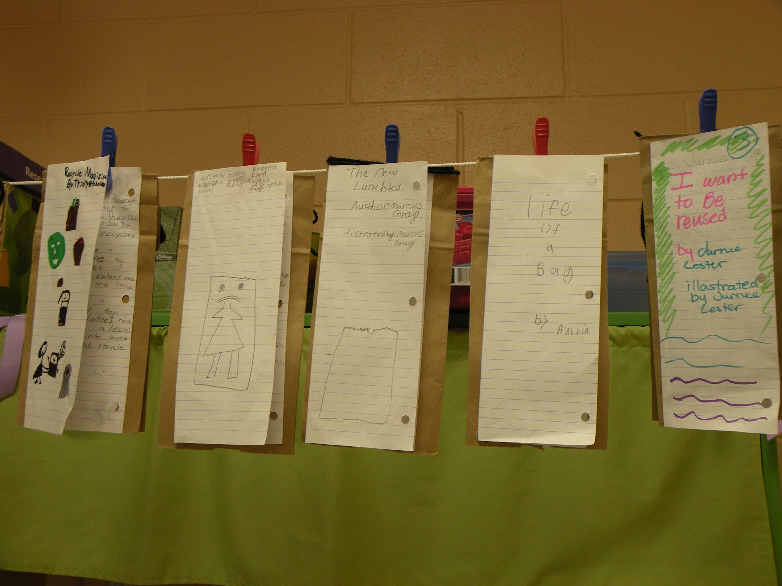 Ms. Wade's Wise Owls: Paper Bag Narratives