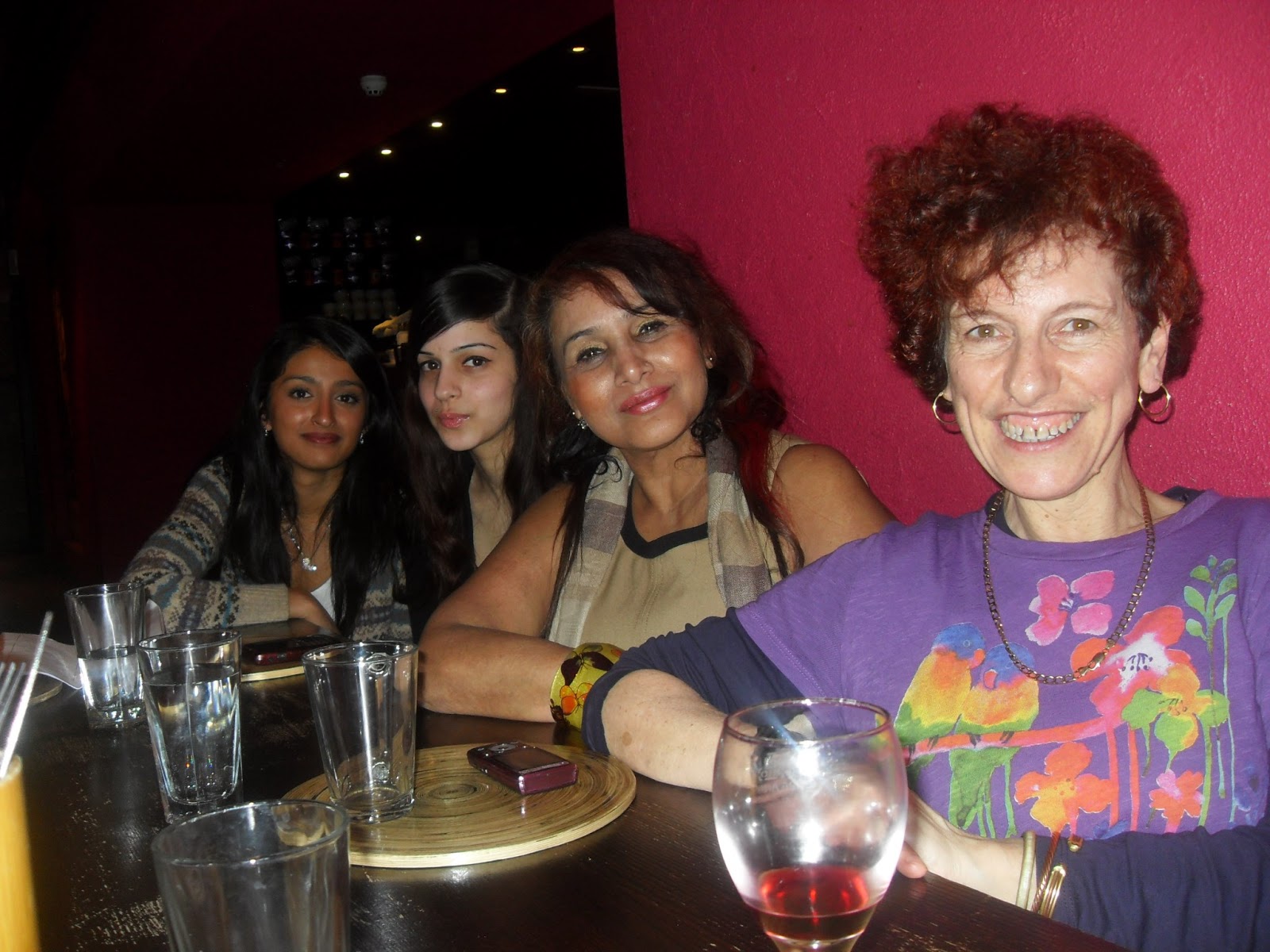 Online Mag for fab & Beautiful People: Various Artists