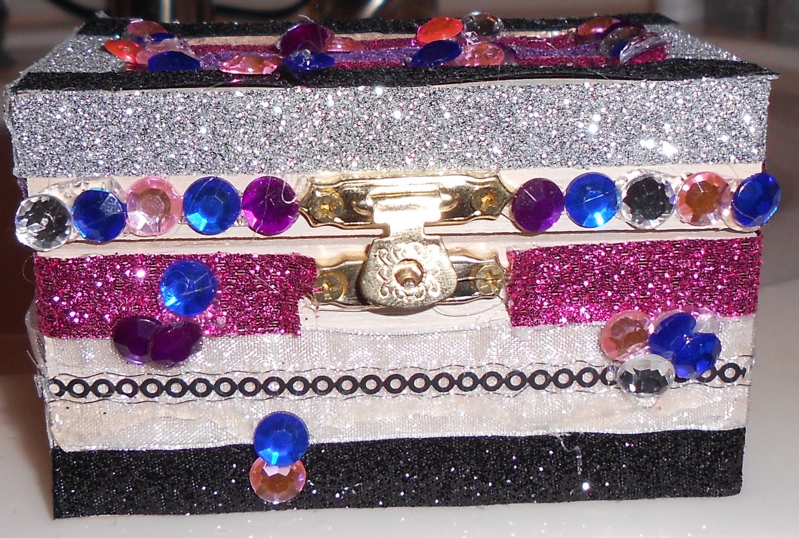 Soup For Every Girl's Soul: DIY: Treasure Boxes