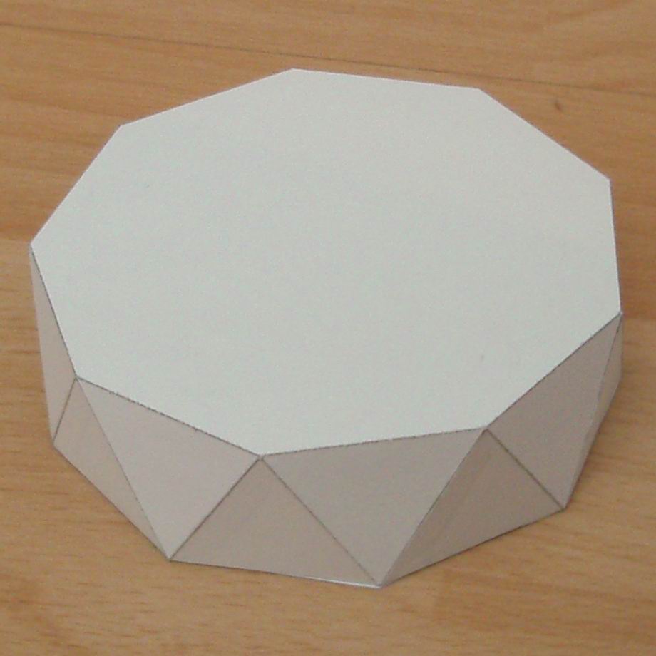 TIC LIBRE: Antiprisma enneagonal