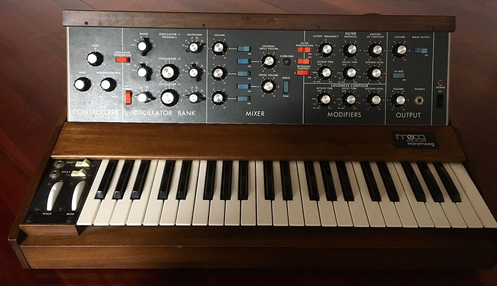 MATRIXSYNTH: Original Vintage Minimoog Model D SN 4699