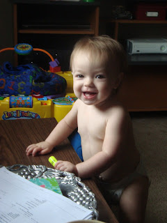 Family In Bloom: Nakie Babies and Odd Faces