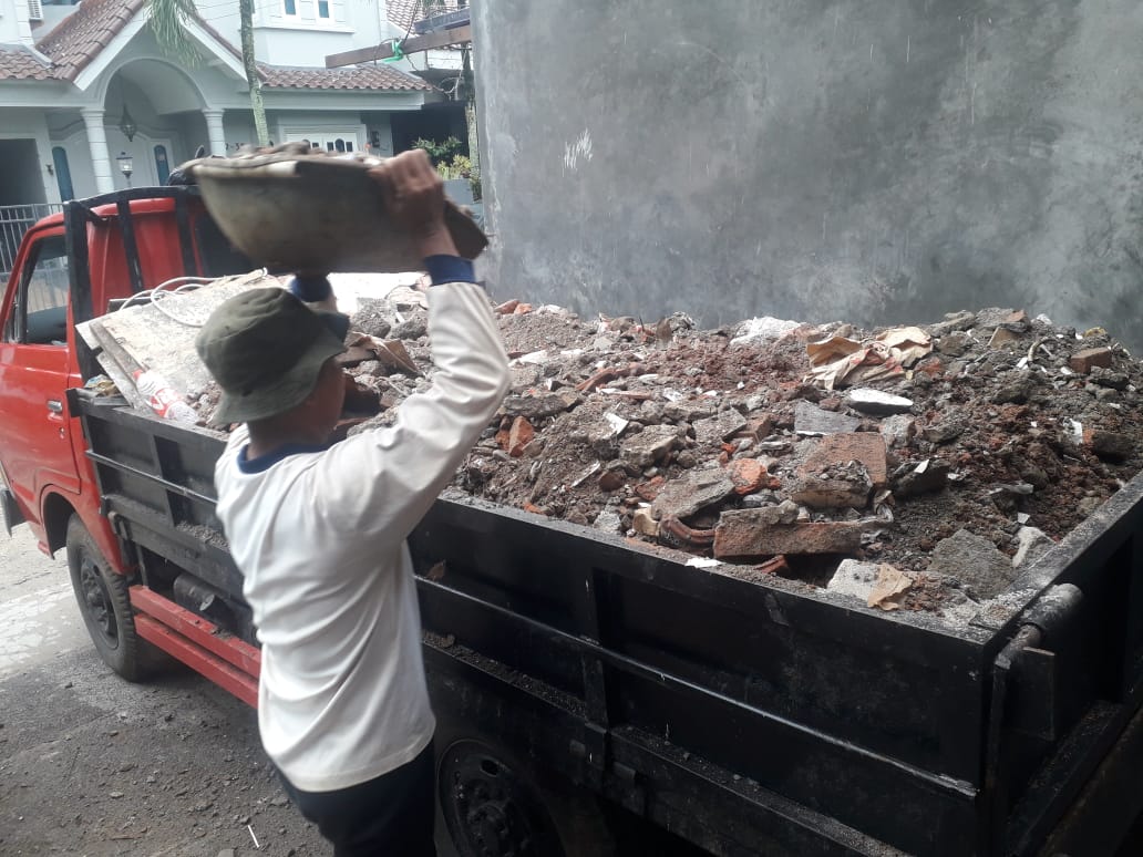 Jasa Buang Sampah | Kardus | Plastik | sampah Rumah Tangga | Sampah ...