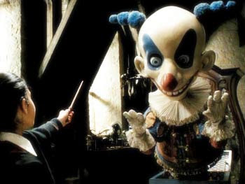 Harry Potter and the Prisoner of Azkaban, Chapter 7 – The Boggart in ...