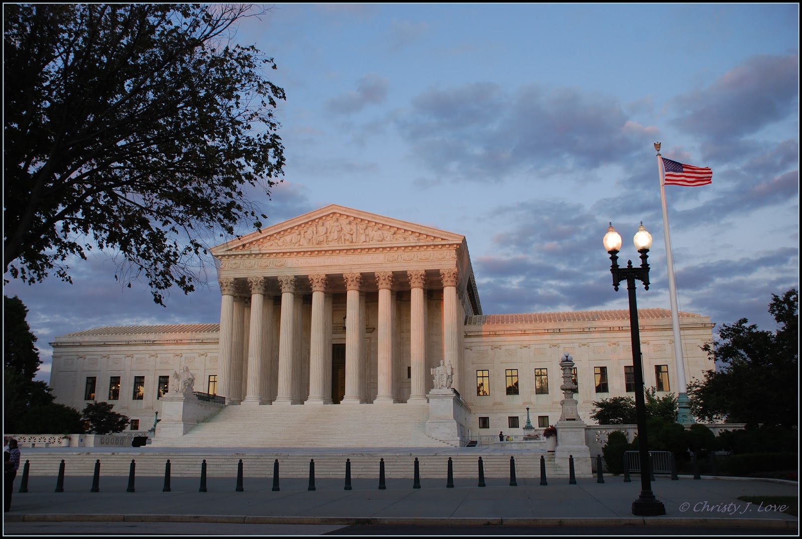 Sixth Circuit Blog: DOES U.S.S.G § 1B1.10(b)(2)(B) APPLY TO ALL ...