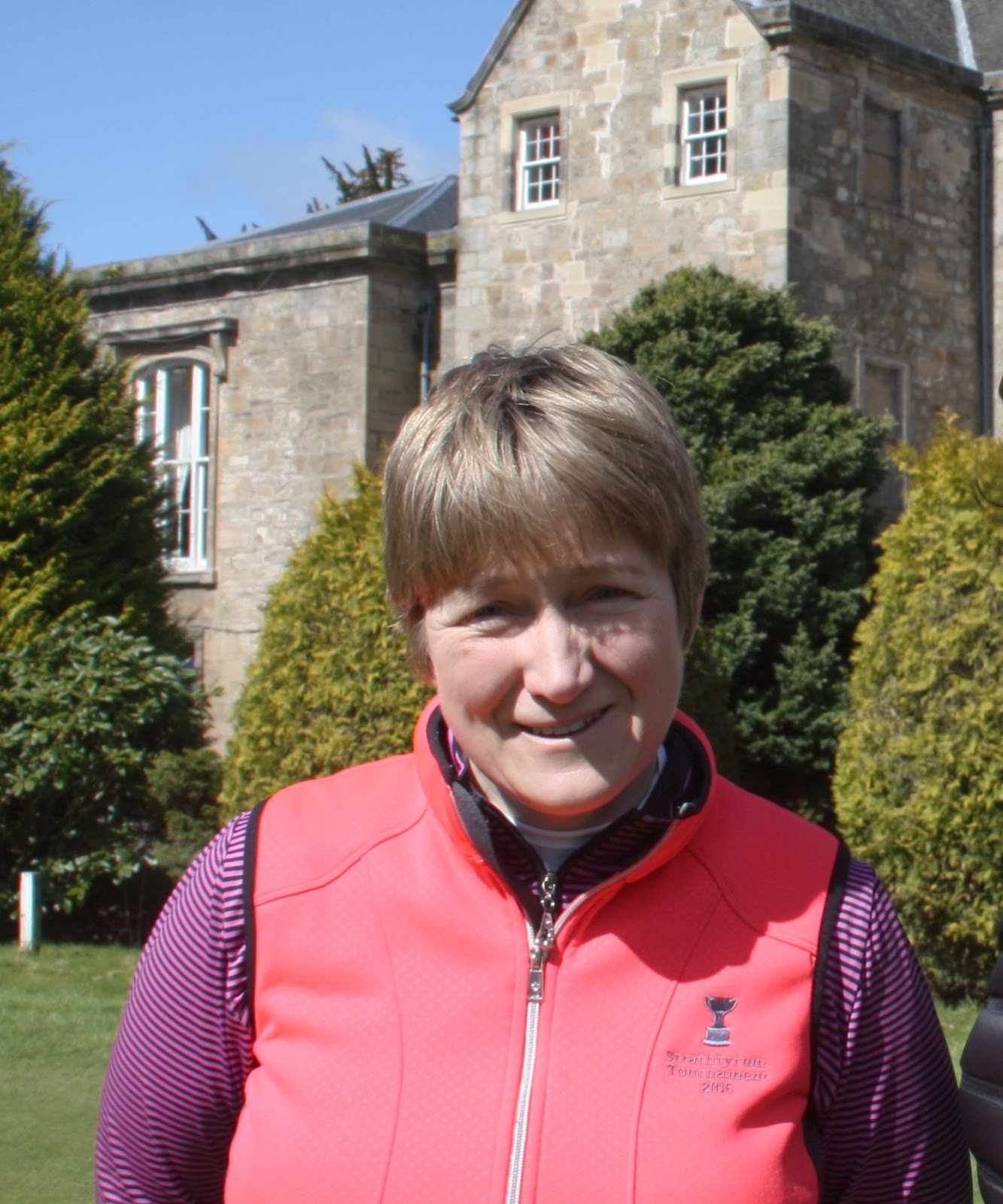 KirkwoodGolf: FIONA NORRIS LEADS THE QUALIFIERS IN THE LANARKSHIRE ...