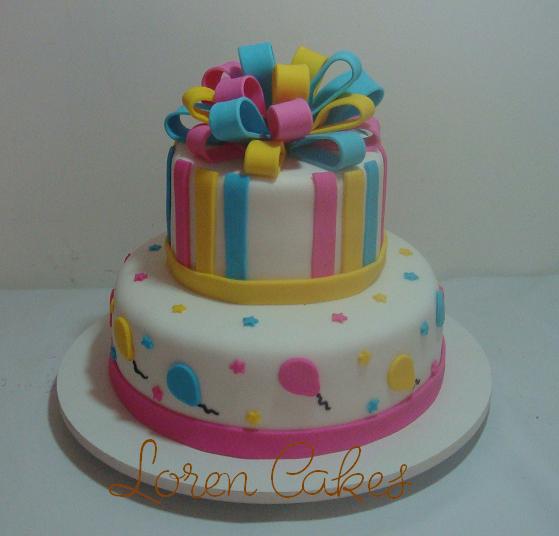 Loren Cakes: Bolo Colorido