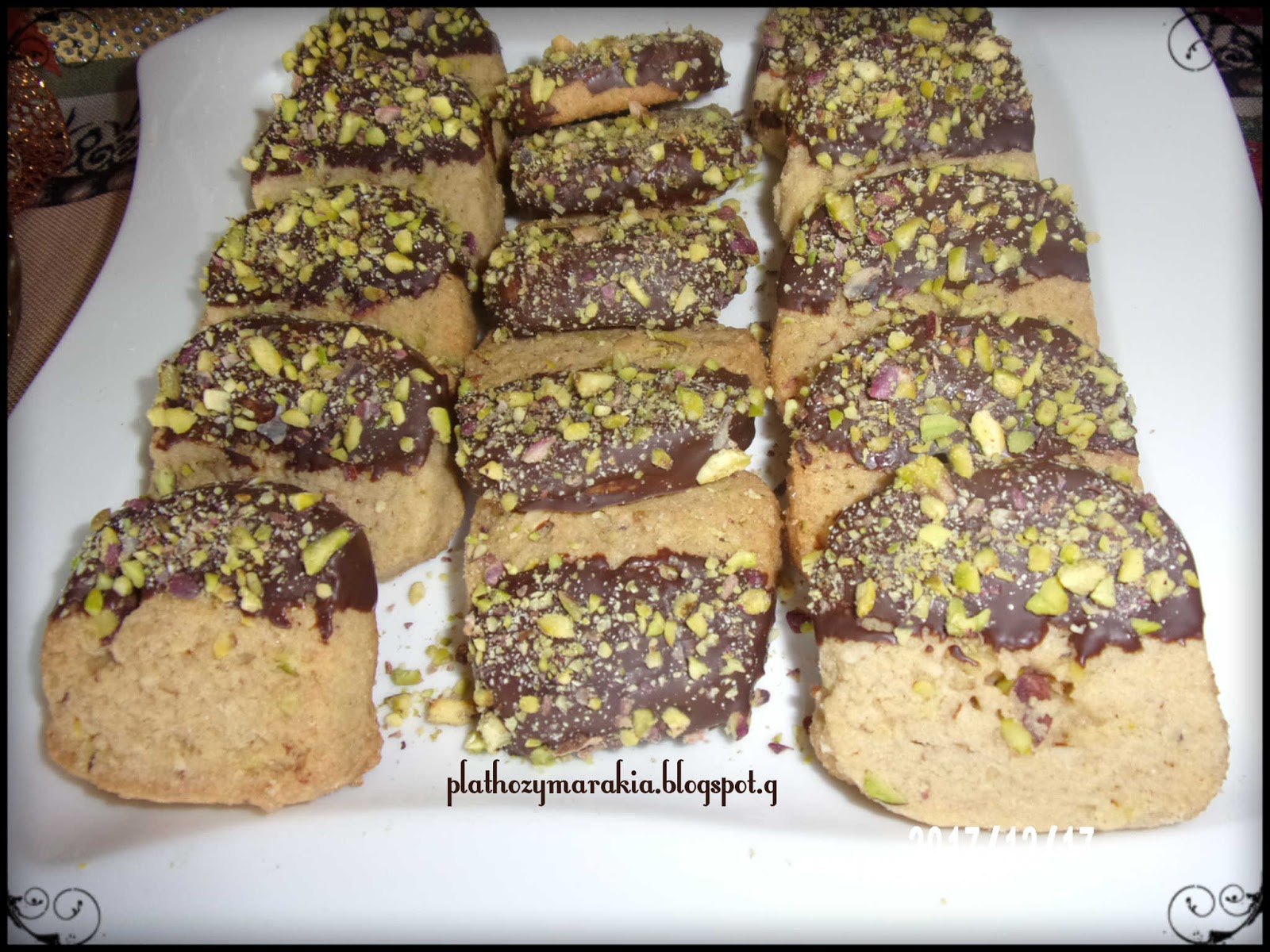 ΠΛΑΘΩ ΖΥΜΑΡΑΚΙΑ ΜΕ ΤΑ ΔΥΟ ΧΕΡΑΚΙΑ ..: ΜΠΙΣΚΌΤΑ-COOKIES ΜΕ ΦΥΣΤΙΚΙΑ ...