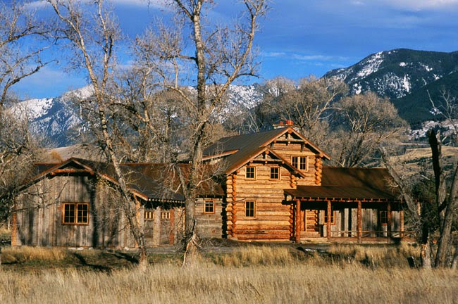 ESTILO RUSTICO: Rancho Rustico en Montana